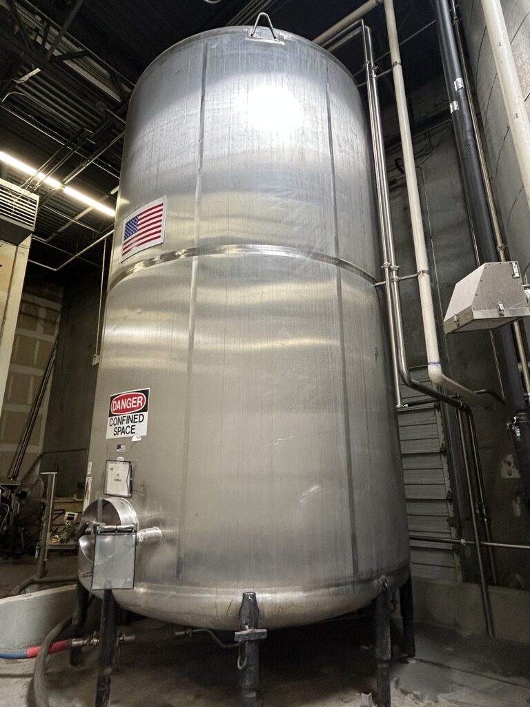 10000 Gallon Stainless Steel Storage Tank | Valiant Industries