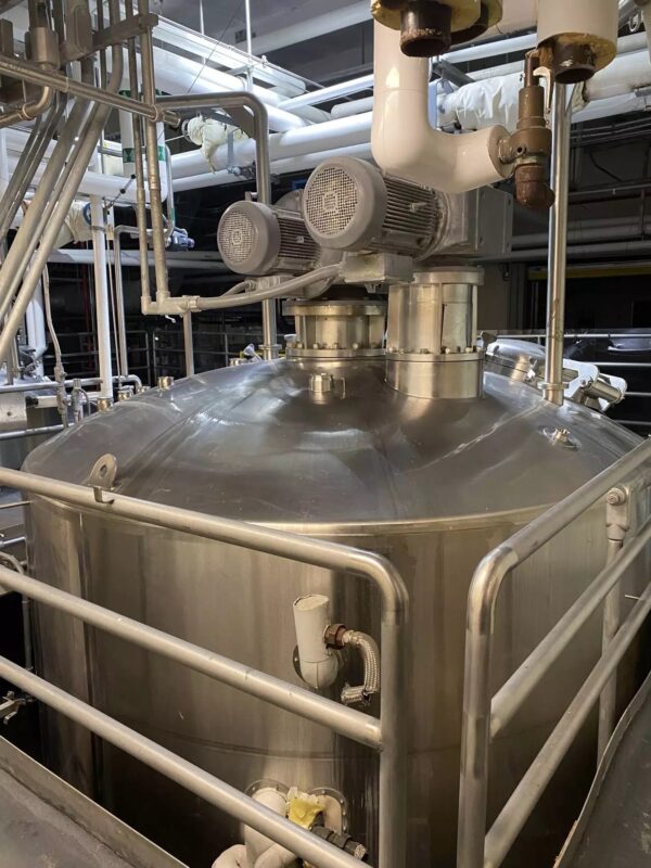 6,000 Gallon Type 316L Stainless Steel Jacketed Insulated Mix Kettle ...