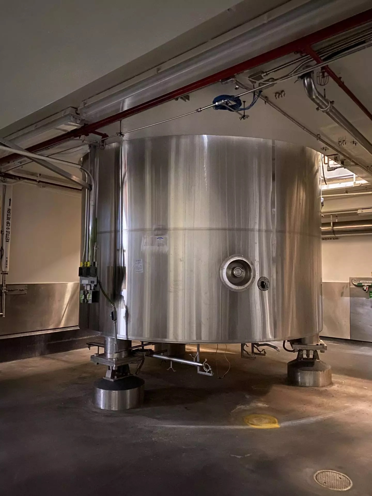 6,000 Gallon Type 316L Stainless Steel Jacketed Insulated Mix Kettle ...