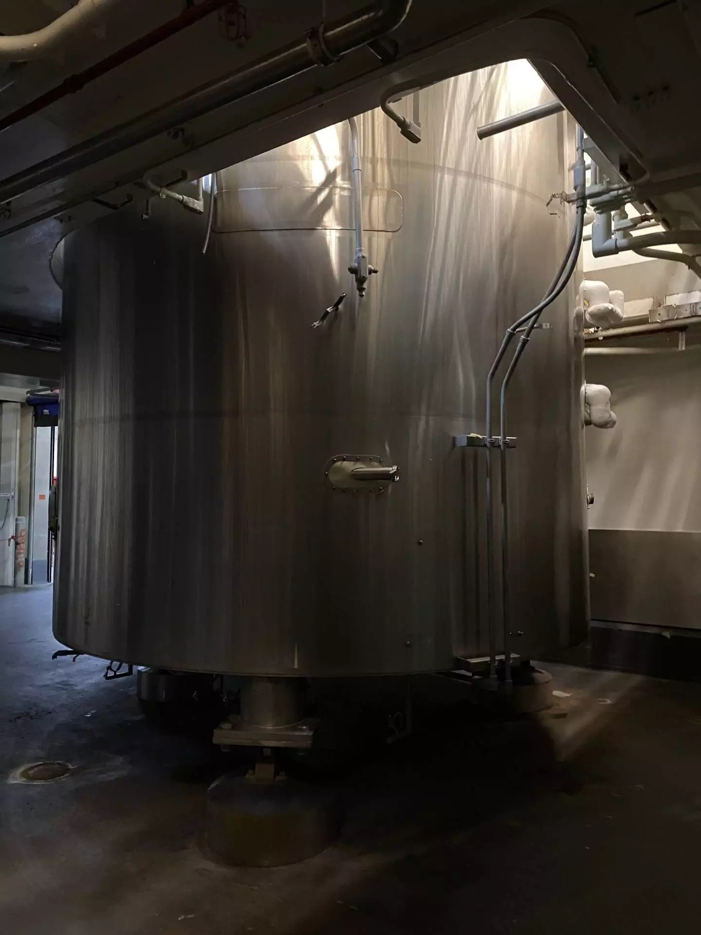 6,000 Gallon Type 316L Stainless Steel Jacketed Insulated Mix Kettle ...