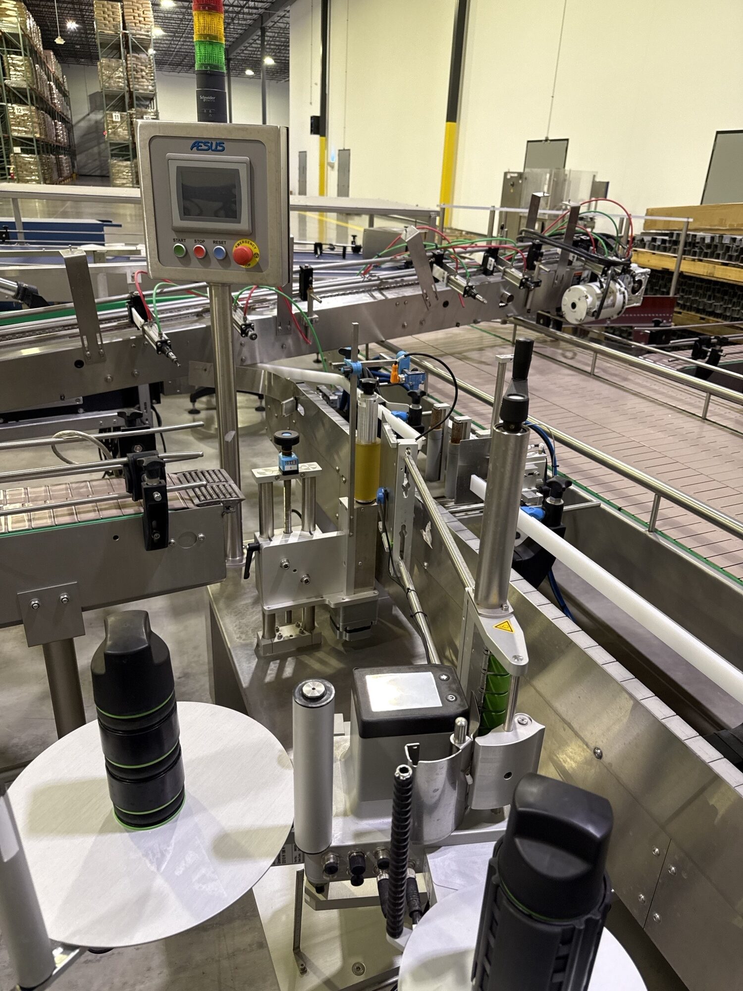 Aesus Eco-Wrap Labeler | Valiant Industries
