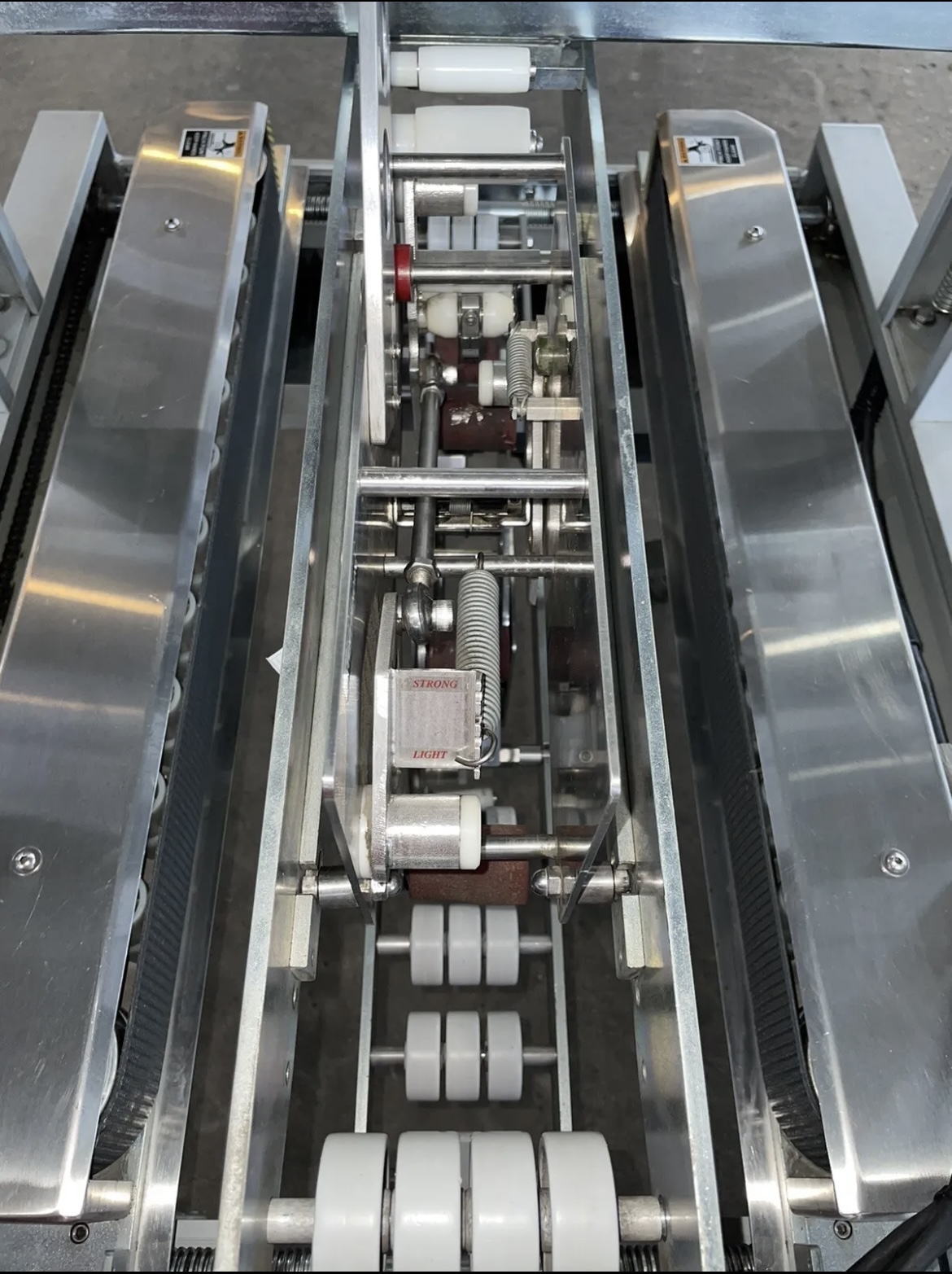 BELCOR 150 CASE SEALER | Valiant Industries